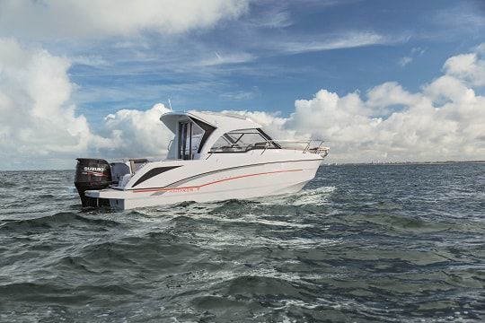 Fiche technique Antares 7 par Bénéteau - Bateaux.com