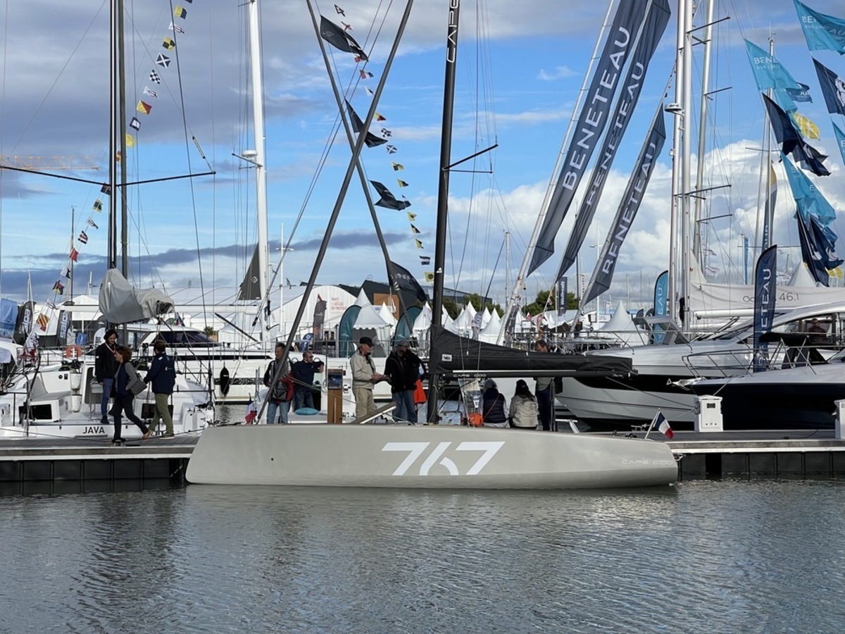 Cape Cod 767 – Lounge - voilier du chantier Cape Cod - Rosewest ...