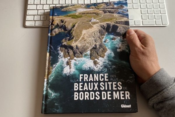 Visite des côtes France au travers de 60 de ses plus beaux sites