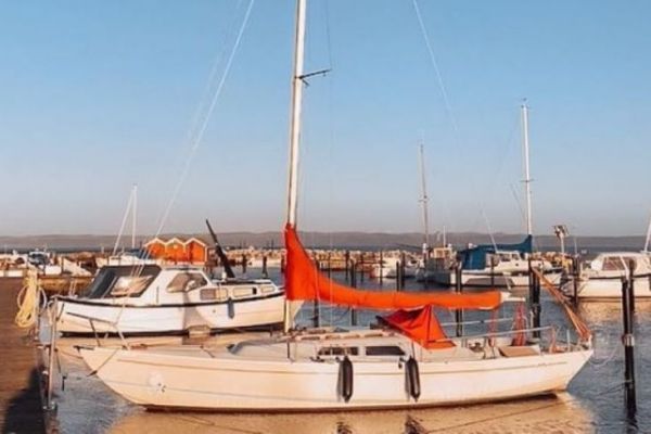 Mathilde, skipper d'un Internationnal Folkboat : "Le bateau idéal pour ...